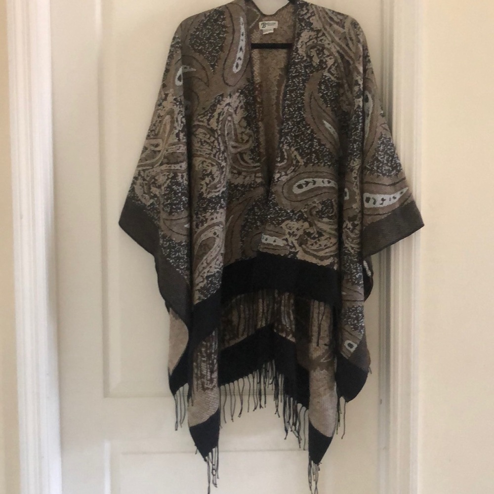 ! Bellissima Boho Poncho - Gem